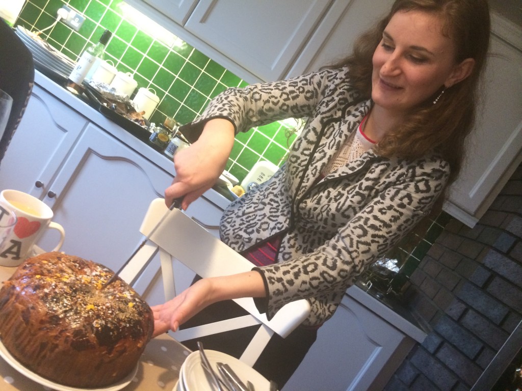 Sparkling Orange bread - a recipe from Moldova - 91 WAYS